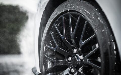 Buckled Alloy Wheel Repair - SMART REPAIR CENTRE